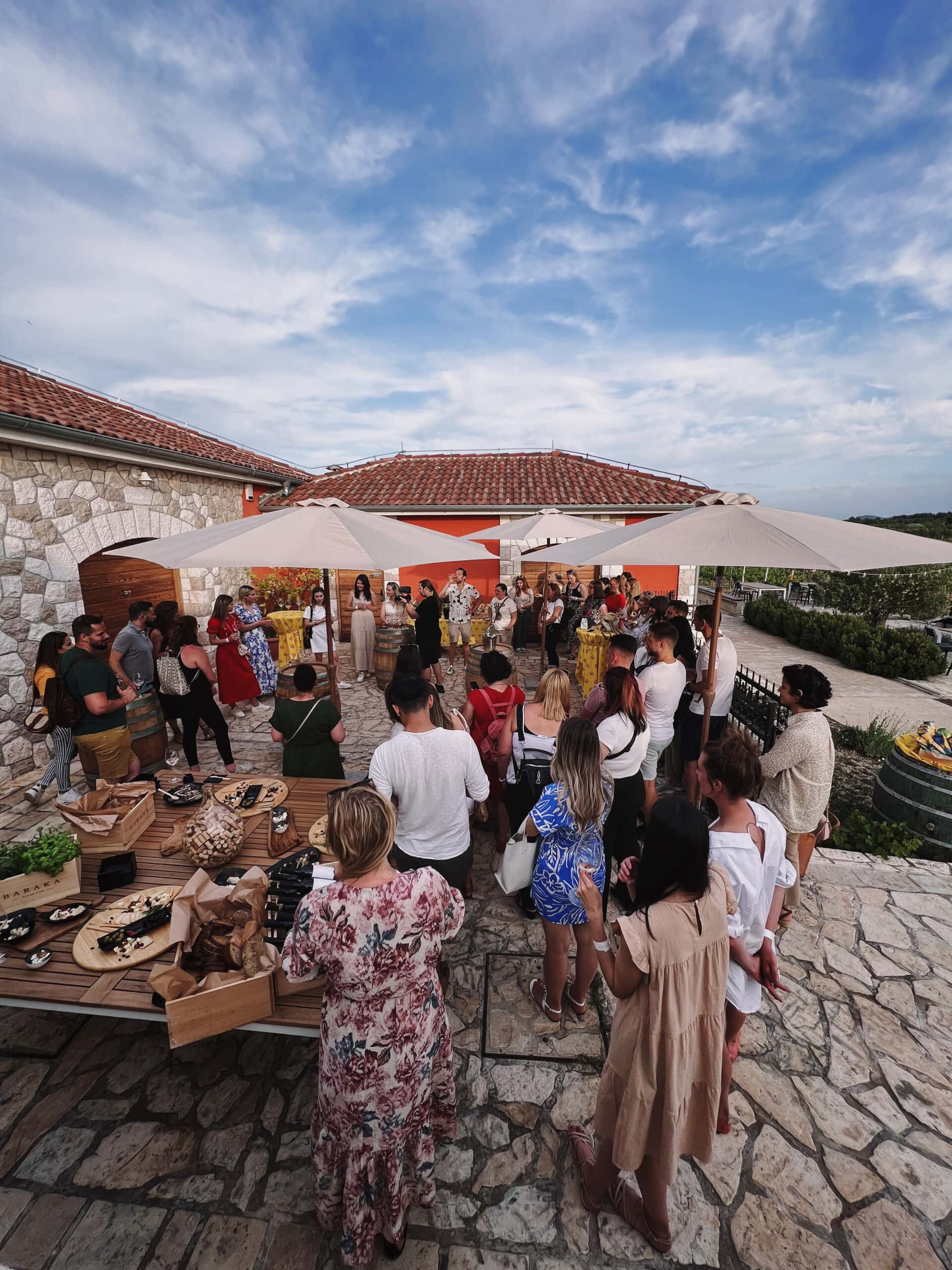 Visit our Tasting room and Estate – BARAKA Winery